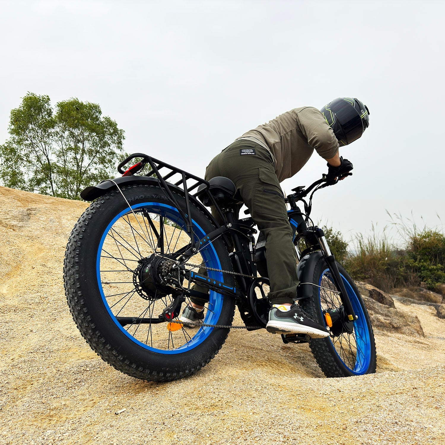 What Are Important Features to Look for in Ebikes for Teens? – Dakeyabike